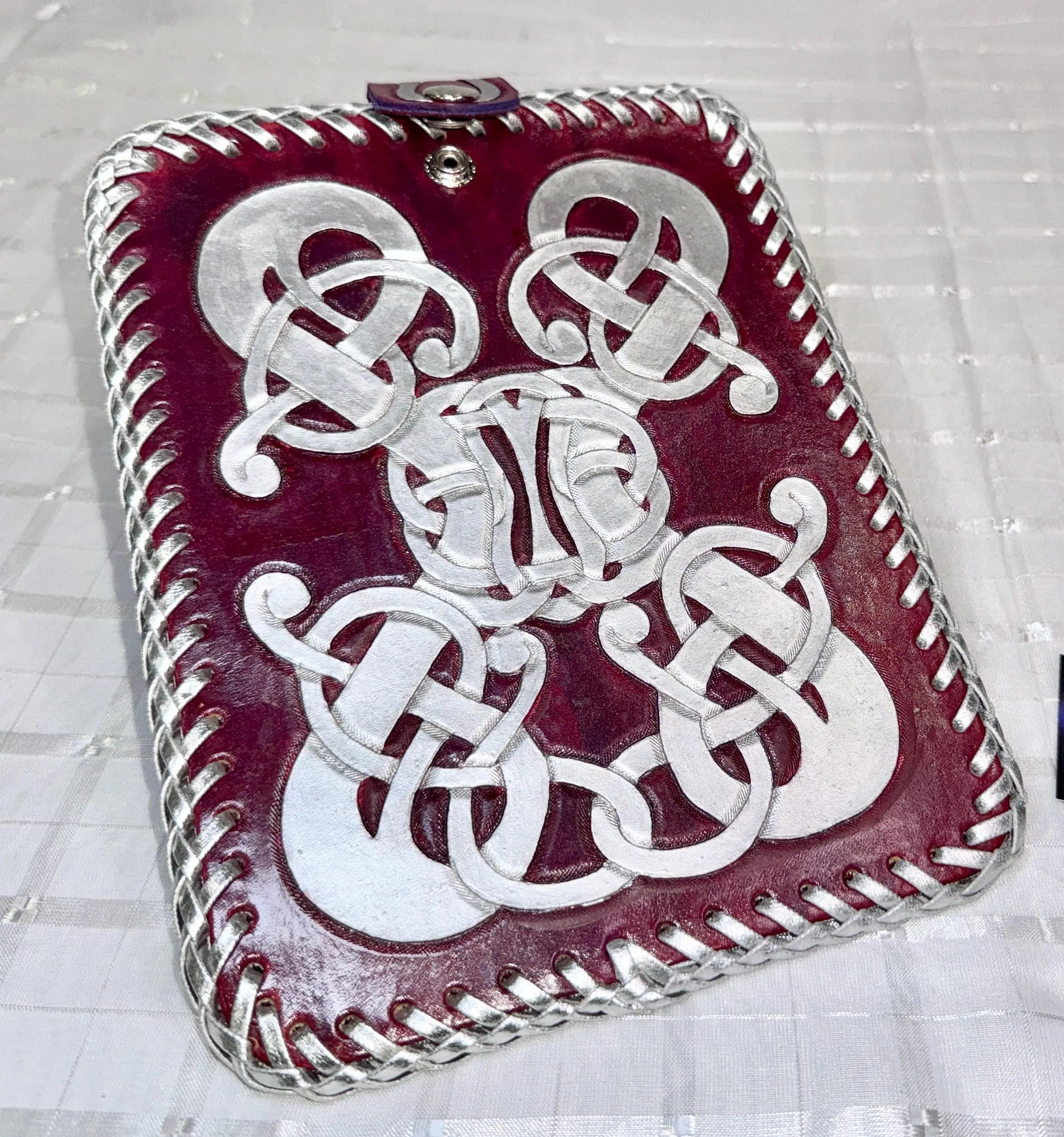 Artisan-Made 100% Leather Tablet Sleeve – Sophisticated and Durable ...